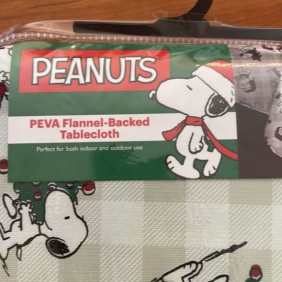 Peanuts | Dining | New Christmas Snoopy Tablecloth 6 X 02 | Poshmark